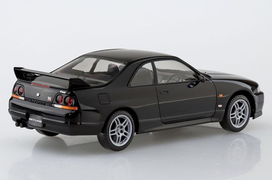 Aoshima 1/32 Nissan R33 Skyline GT-R (Black) – Click.com.bn